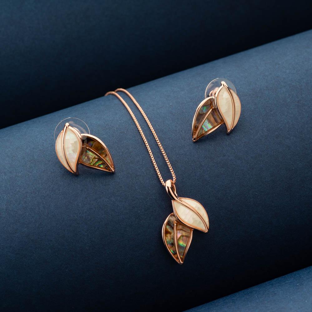 مشخصات و ویژگی انواع سرویس طلا – جواهری جلوه